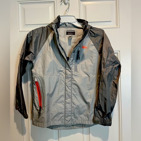 REI | Jackets & Coats | Rei Rain Jacket Girls Size Med 12 Gray Hooked ...
